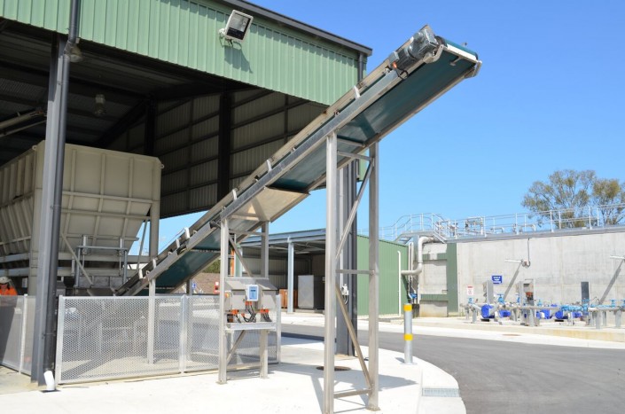 Sludge Conveyors | Precision Stainless Systems