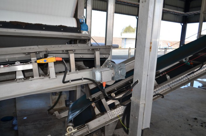 Sludge Conveyors | Precision Stainless Systems